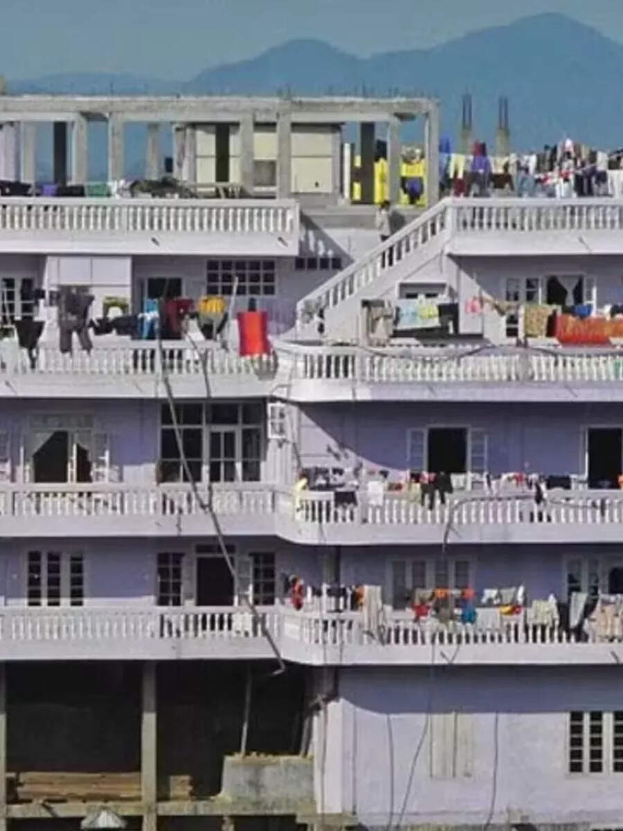 world largest family lives in this house in Mizoram | Times Now Navbharat