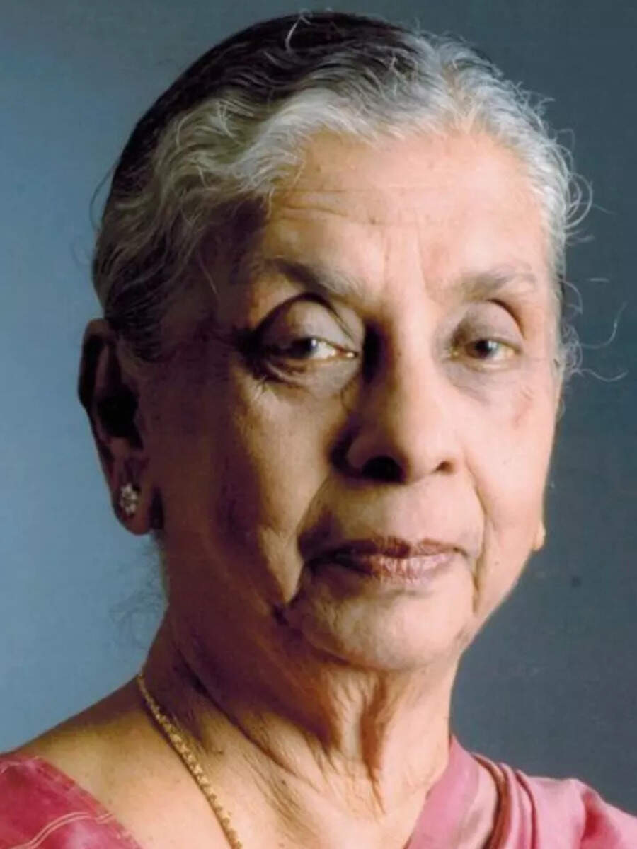 First Female IAS Officer of India Anna Rajam Malhotra Educational ...