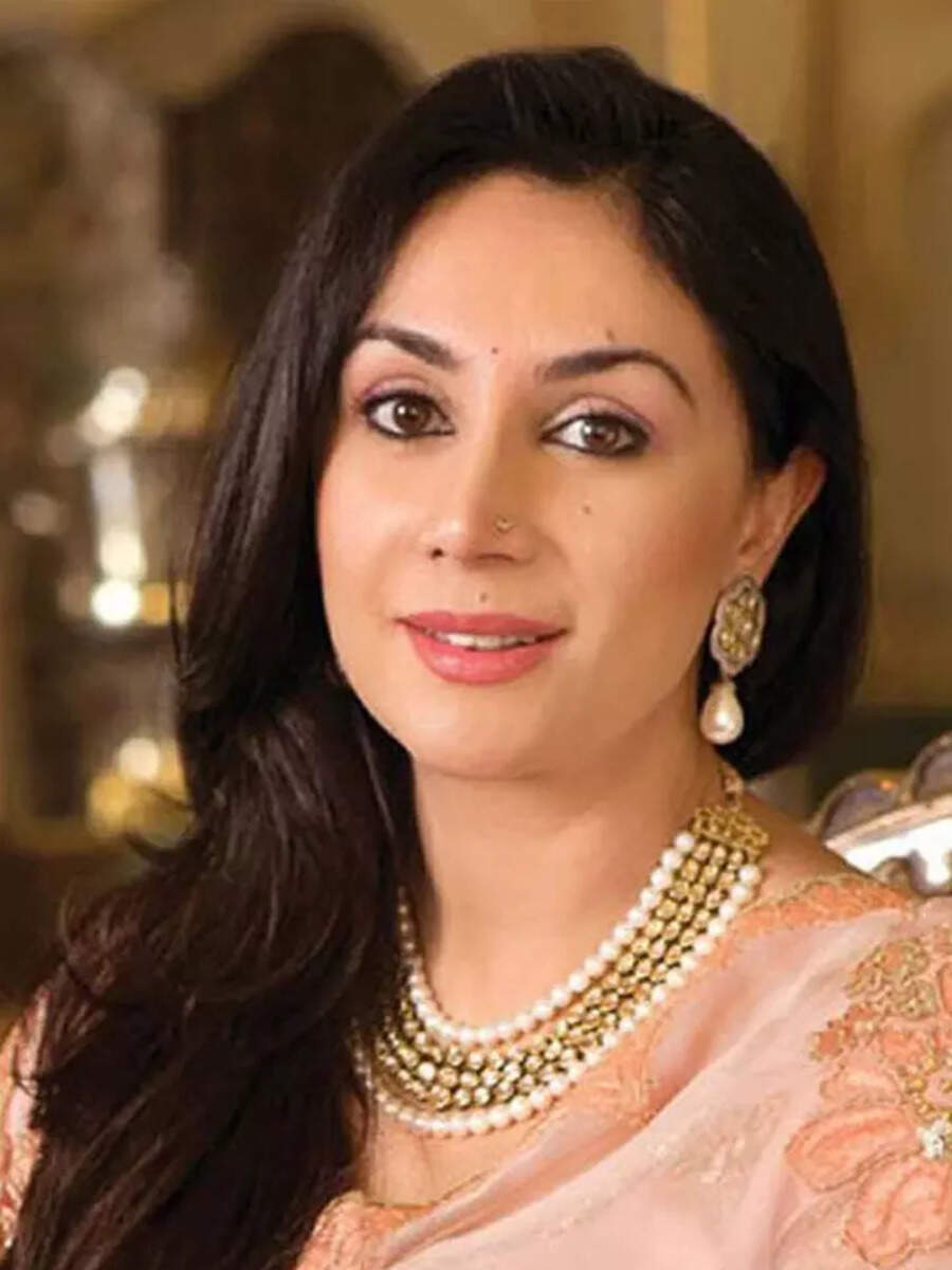 Diya Kumari Jaipur Biography Education Favourite Subject College Fees ...