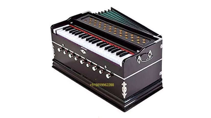 Best Harmoniums: Experience Premium Finishing and Sound