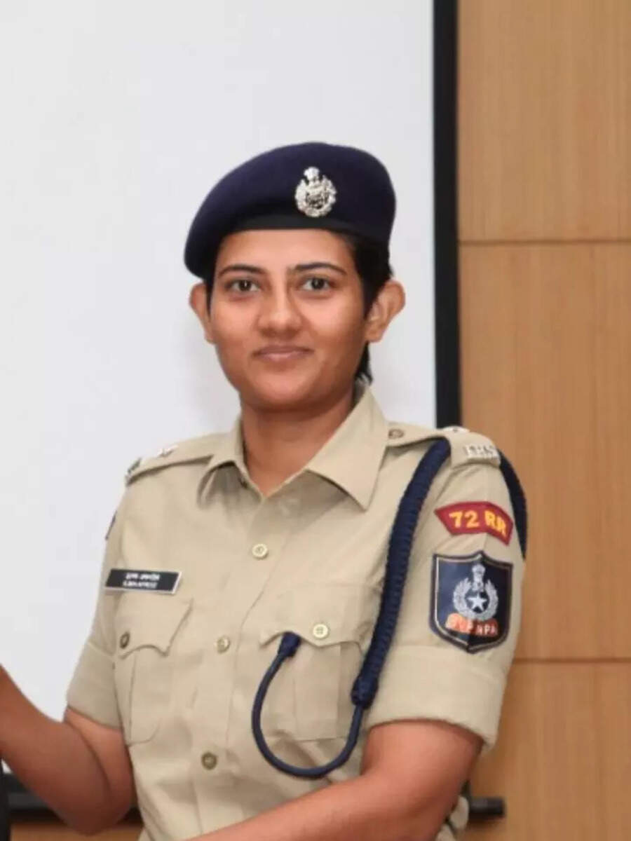 IPS Ilma Afroz husband, age, posting, success story rejected job offer ...