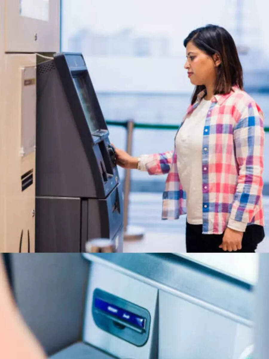 is police come by entering ATM PIN reversely | Times Now Navbharat