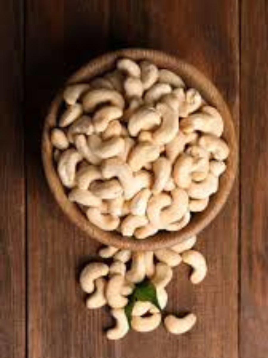 असे ओळखा खऱ्या आणि नकली काजूतला फरक, तुमचे पैसेही वाया जाणार नाहीत ...