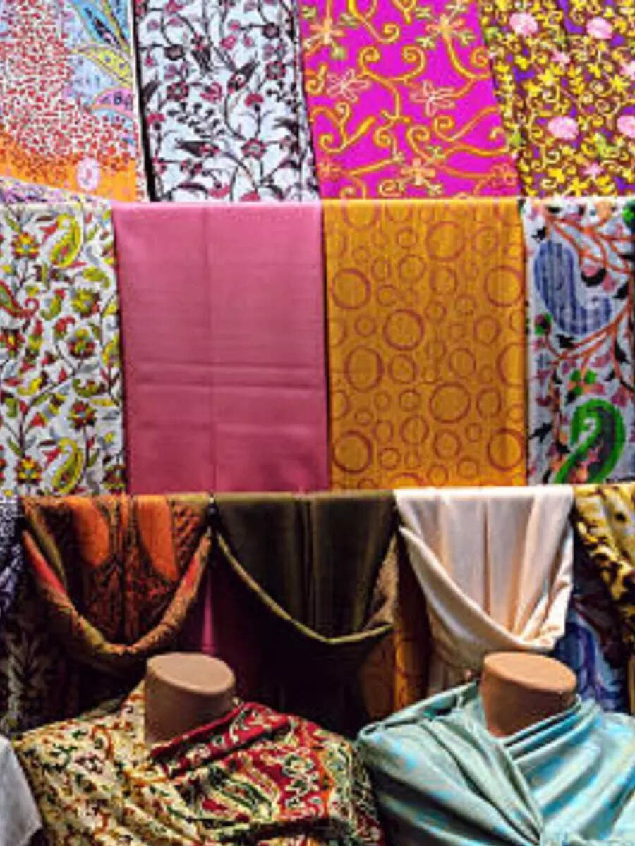 Kashmiri pashmina shawls are made from wool of Ladakh goats, ठंड बचाने ...