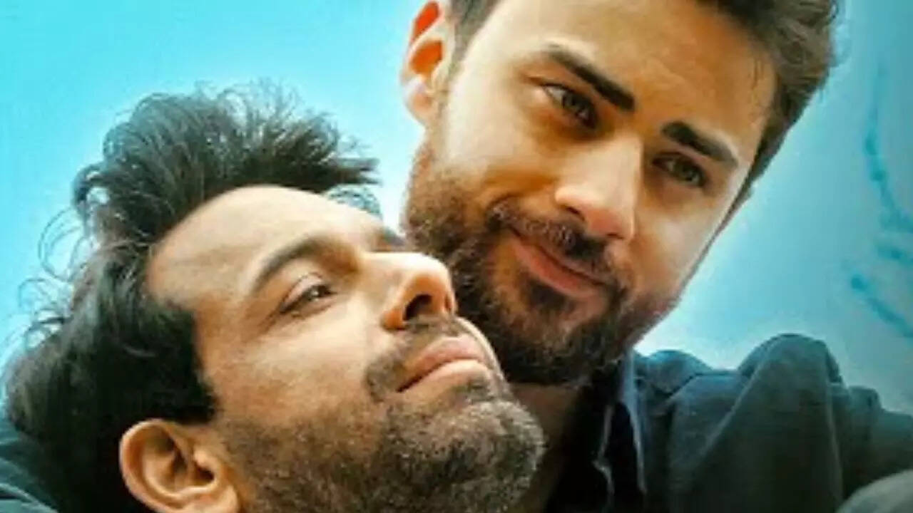 Qaid No Wayyy Out Review: LGBTQ+ के संघर्ष को दर्शाती है फिल्म, सोनिया ...