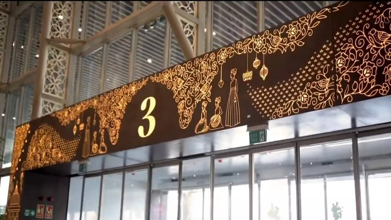 Lucknow Airport: अद्भुत है लखनऊ एयरपोर्ट का टर्मिनल-3, आधुनिक सुविधा से ...