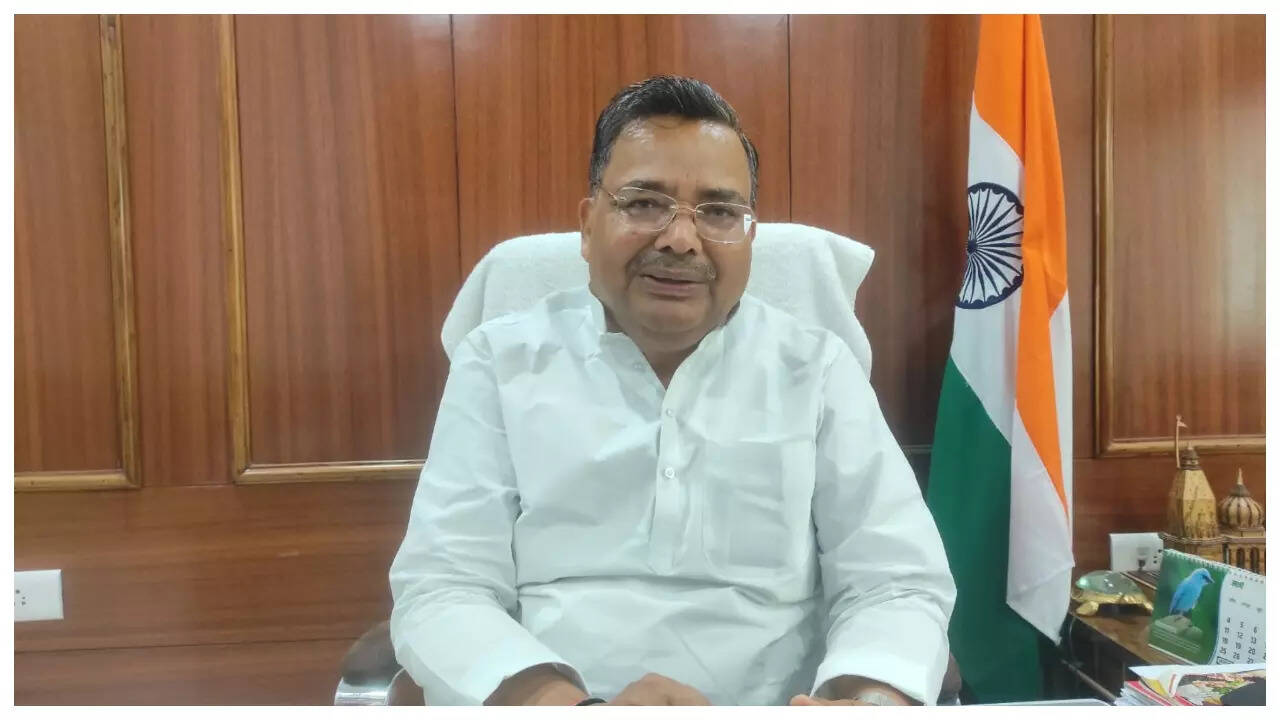 सपा अब जनकल्याण नहीं, परिवार कल्याण की भूमिका में है बोले यूपी सरकार के ...