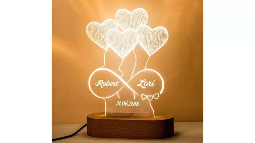 Meaningful Wedding Gifts for Couples Under 1500 That They'll Treasure