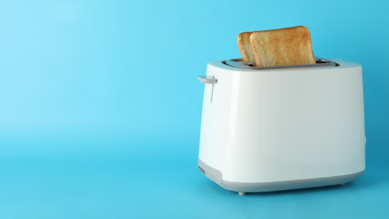 7 Best Pop-Up Toasters Under 1500 for Your Morning Bite