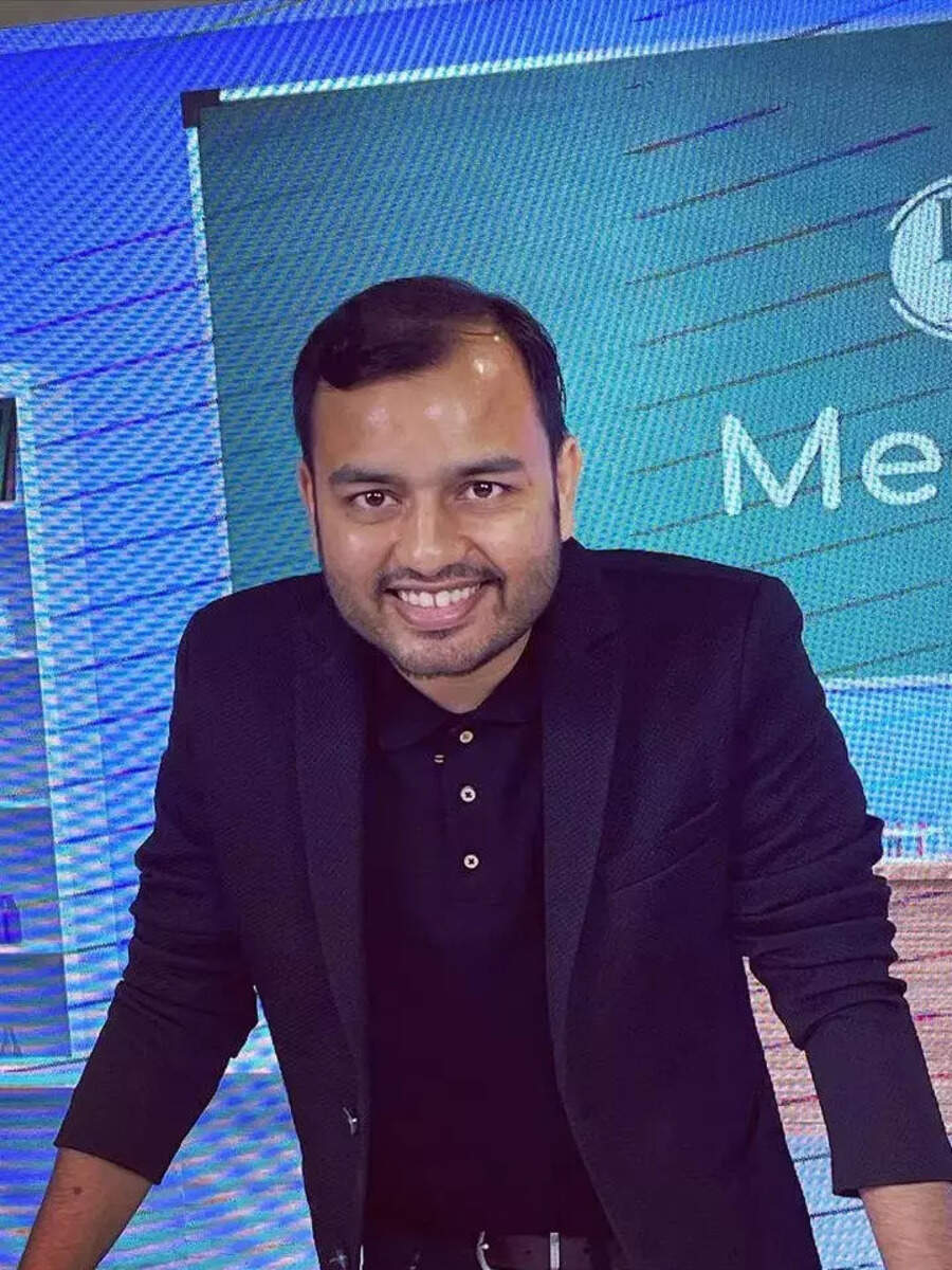 Physics Wallah Alakh Pandey left study and said to his father that he ...