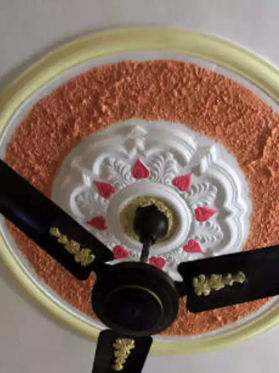 सतत सुरु राहणारा पंखा किती तासांनंतर बंद करावा? - Ceiling Fan Care Tips ...