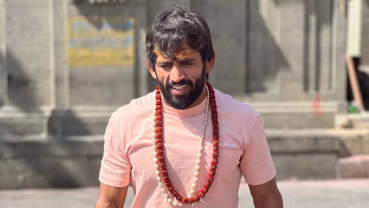 bajarn puniya Ne nada ko diya jawab | Times Now Navbharat