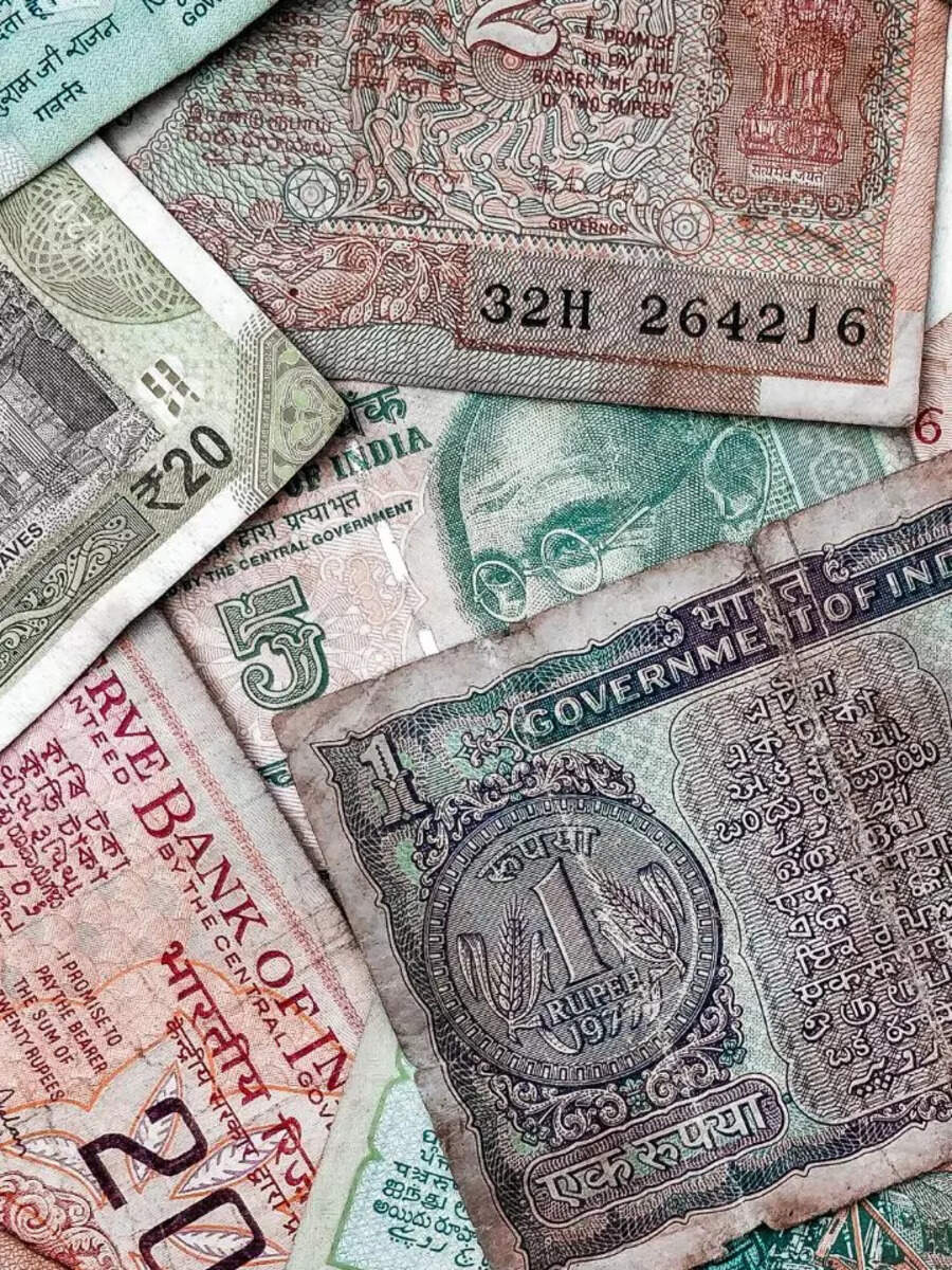 Who is the only Indian PM whose signature is present on Indian Currency ...