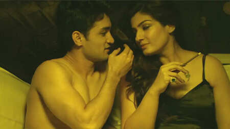 Raveena tandon hot scene store