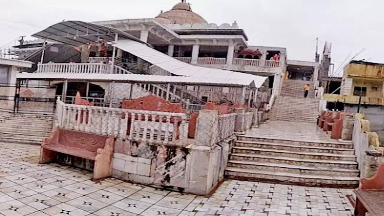 567 years old rajasthan chauth mata sacred temple famous in india - 567 ...