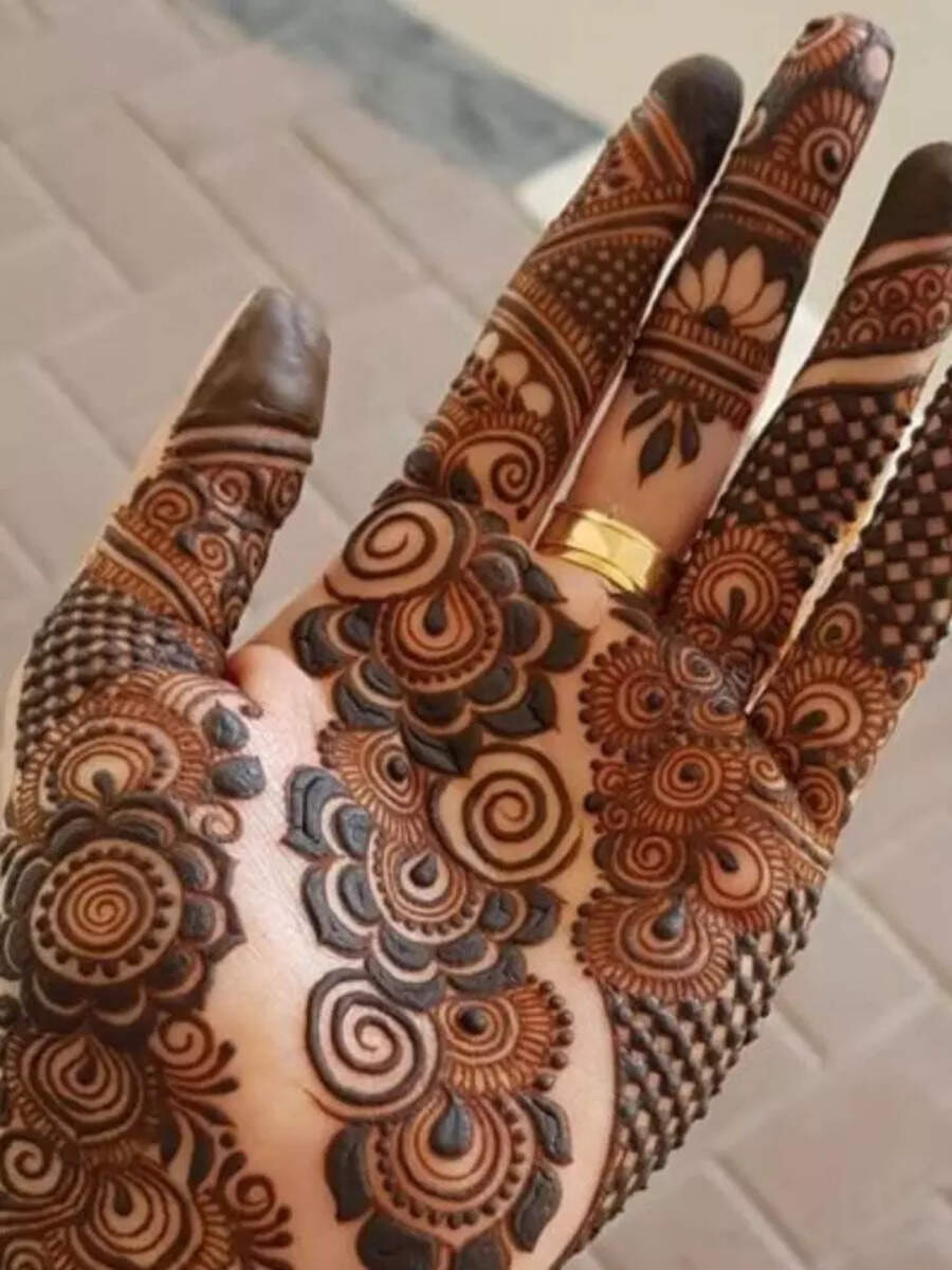 Easy Mehandi Designs: Bridal Mehendi Designs,Simple and easy Mehendi ...