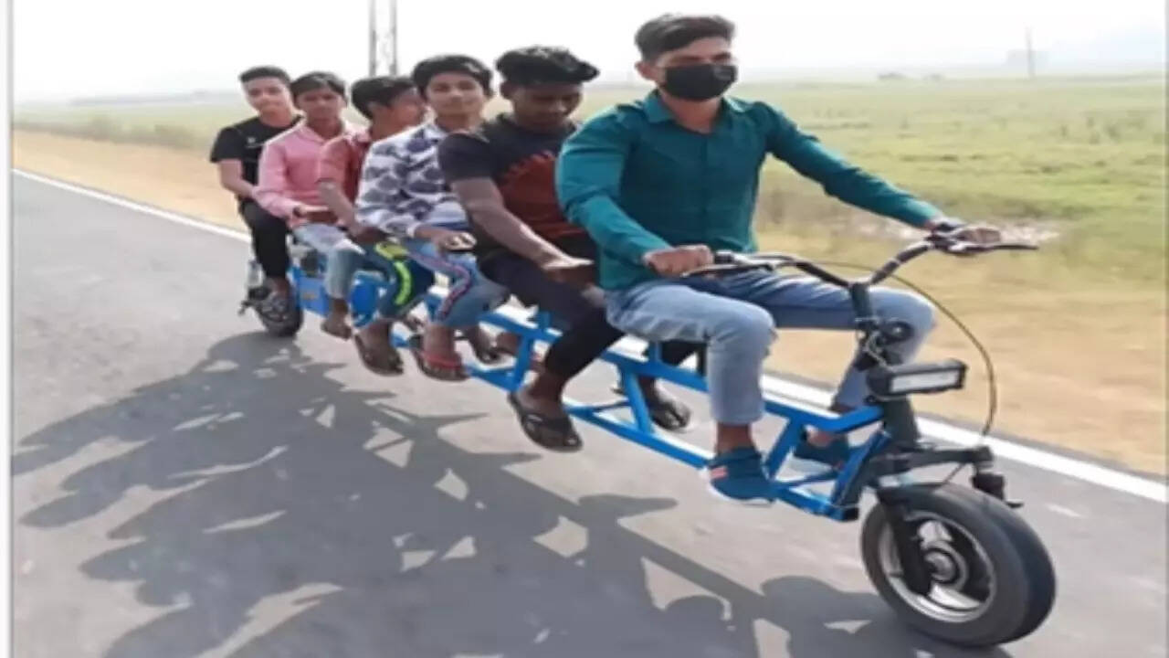 Jugaad Video Boy Made Unique Vehicle With Desi Jugaad Watch Viral Video ...