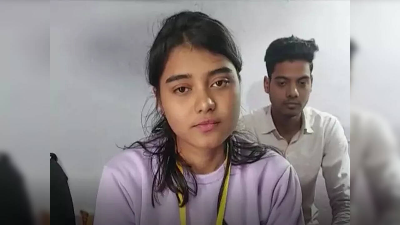 NDA Topper Sania Mirza become a 1st Muslim Fighter Pilot in the Indian ...