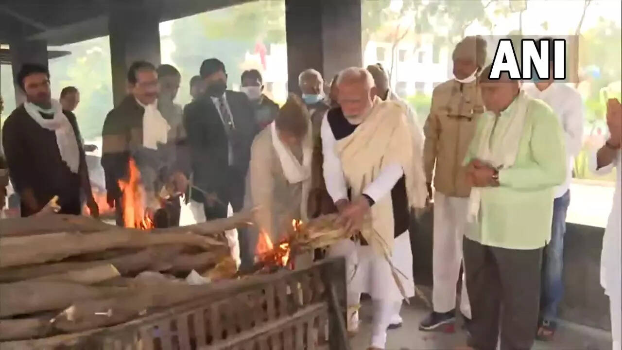 PM Modi Ki Maa Ka Nidhan, PM Modi Mother Heeraben Death News Live ... PM Modi Ki Maa Ka Nidhan, PM Modi Mother Heeraben Death News Live ...