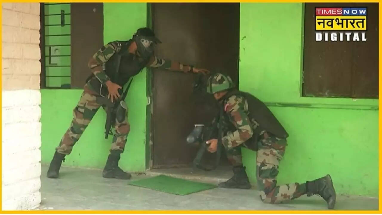 how indian army carry out anti terror operations in kahmir- देखें कैसे ...