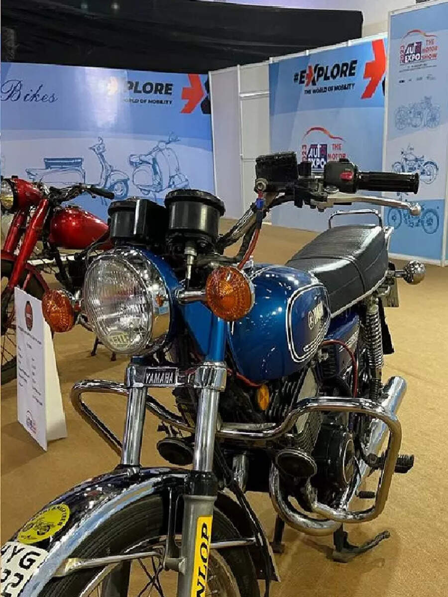 ढूंढे नहीं मिलती Yamaha RX100 की मम्मी राजदूत, हो गई थी बैन? | Times ...