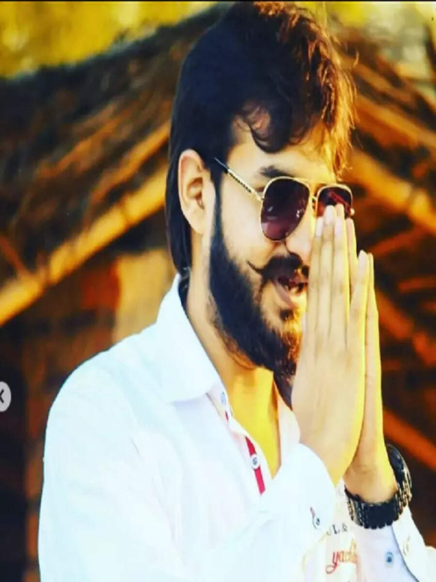 Abbas ansari and wife Nikhat ansari photos | Times Now Navbharat