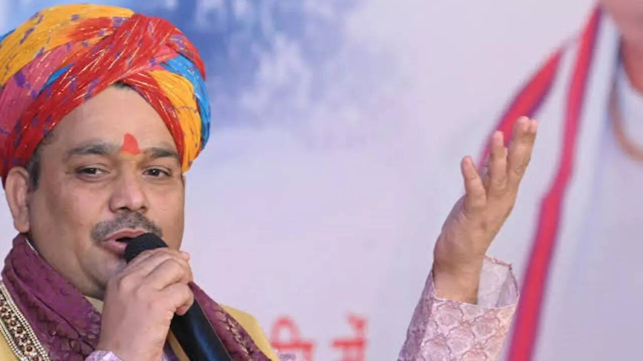 Who is Pandokhar Sarkar Baba who called Kanpur Karauli Sarkar as ...